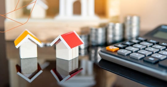 Surviving Rising Interest Rates and Falling House Prices